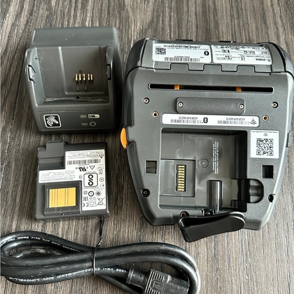 Motorola | Other | Zebra Qln42 Direct Thermal Mobile Label Printer ...